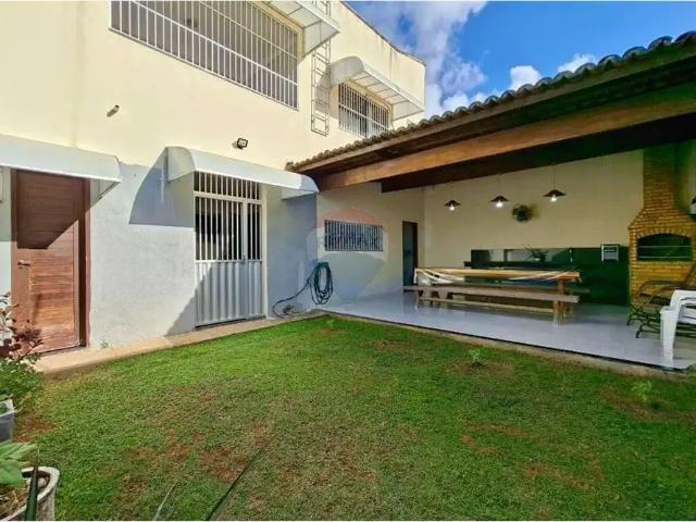 Casa / Sobrado para Venda em Parnamirim/RN Emaús 3 Quartos