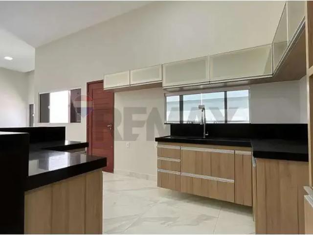 Casa / Sobrado para Venda em Parnamirim/RN Emaús 5 Quartos