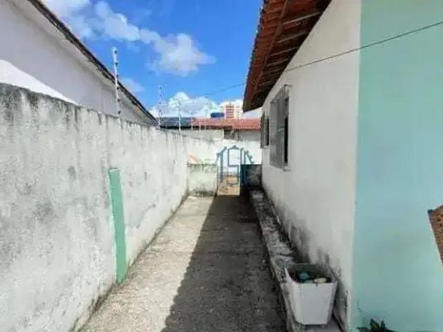 Casa / Sobrado para Venda em Parnamirim/RN Nova Parnamirim 2 Quartos