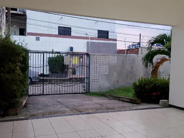 Casa / Sobrado para Venda em Parnamirim/RN Nova Parnamirim 4 Quartos