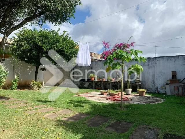 Casa / Sobrado para Venda em Parnamirim/RN Nova Parnamirim 4 Quartos