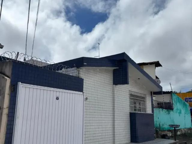 Casa / Sobrado para Venda em Parnamirim/RN Nova Parnamirim 4 Quartos