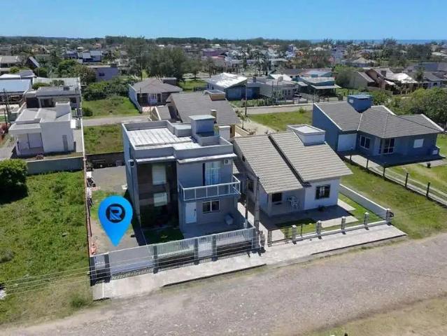 Casa / Sobrado para Venda em Passo de Torres/SC Balneário Bellatorres 4 Quartos