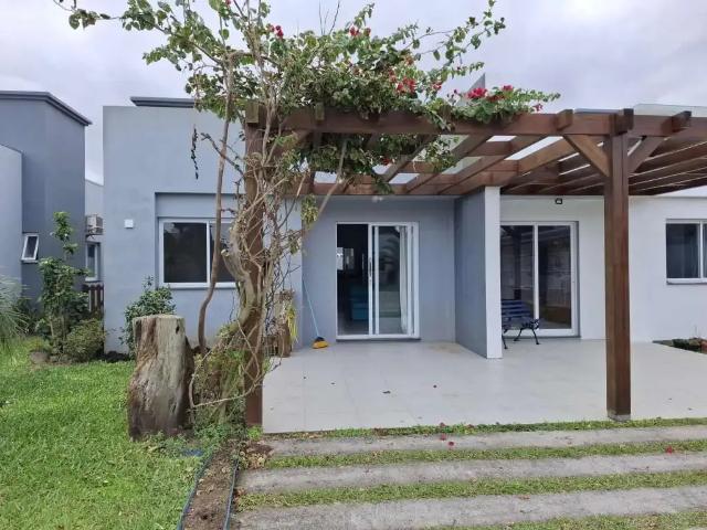 Casa / Sobrado para Venda em Passo de Torres/SC Balneário Miratorres 3 Quartos