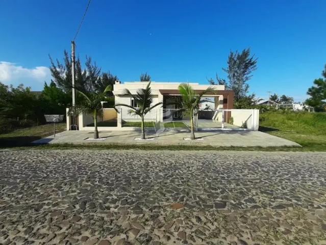 Casa / Sobrado para Venda em Passo de Torres/SC Bela Torres 4 Quartos
