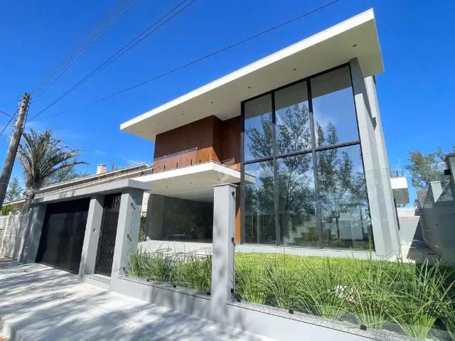 Casa / Sobrado para Venda em Passo de Torres/SC Bela Torres 4 Quartos