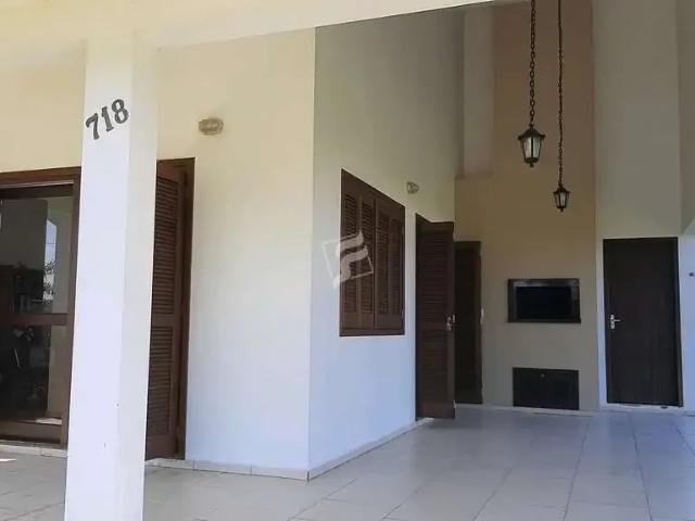 Casa / Sobrado para Venda em Passo de Torres/SC Bela Torres 4 Quartos