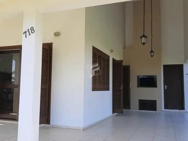 Casa / Sobrado para Venda em Passo de Torres/SC Bela Torres 4 Quartos