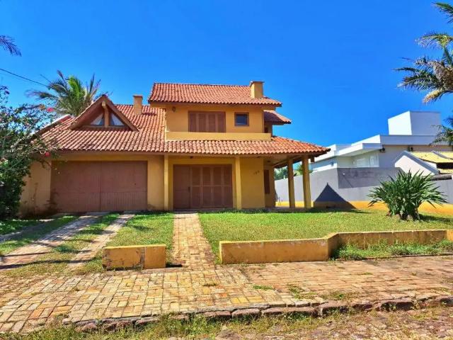 Casa / Sobrado para Venda em Passo de Torres/SC Bela Torres 5 Quartos