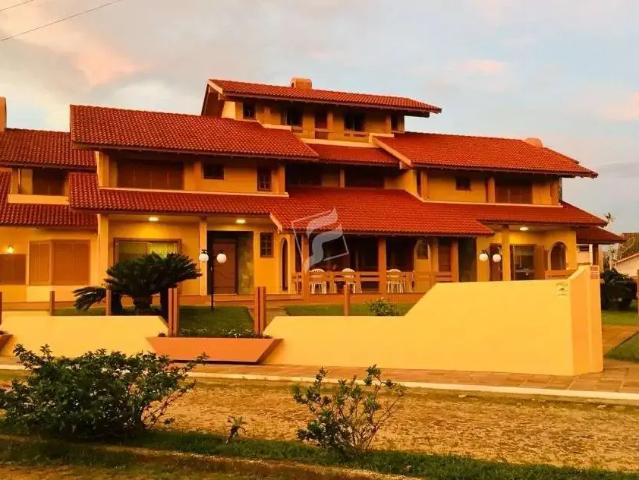 Casa / Sobrado para Venda em Passo de Torres/SC Bela Torres 6 Quartos