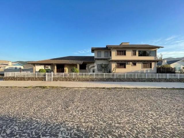 Casa / Sobrado para Venda em Passo de Torres/SC Bela Torres 6 Quartos