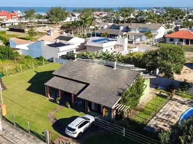 Casa / Sobrado para Venda em Passo de Torres/SC Bela Torres 3 Quartos