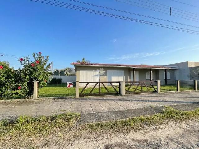 Casa / Sobrado para Venda em Passo de Torres/SC Bela Torres 3 Quartos