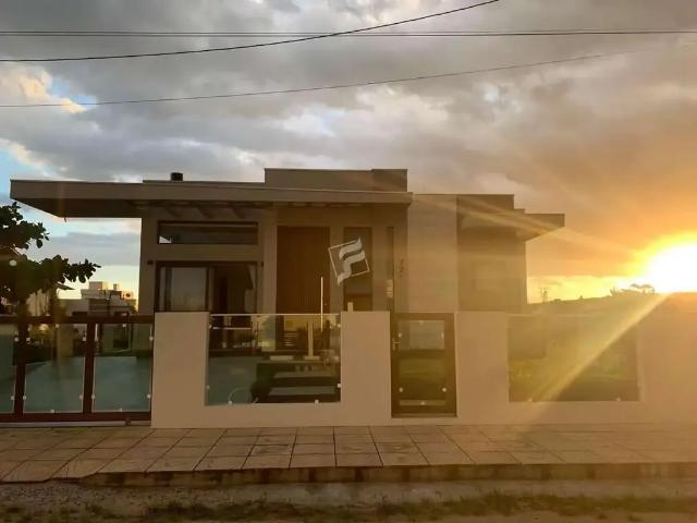 Casa / Sobrado para Venda em Passo de Torres/SC Bela Torres 3 Quartos