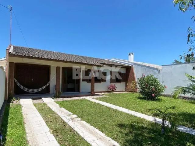 Casa / Sobrado para Venda em Passo de Torres/SC Bela Torres 3 Quartos