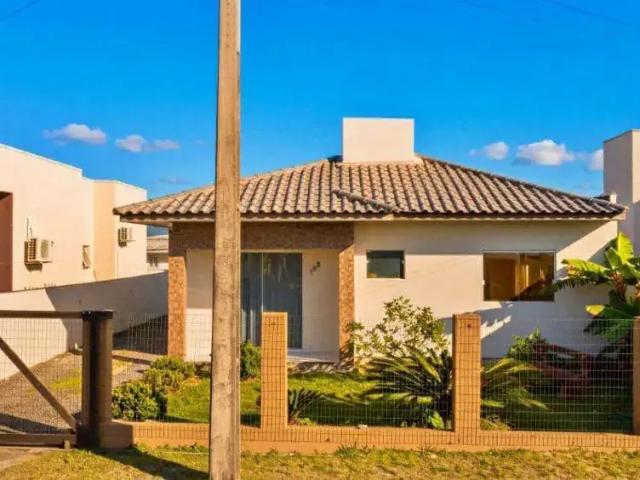 Casa / Sobrado para Venda em Passo de Torres/SC Praia Caravelle 3 Quartos
