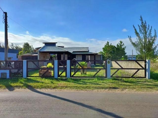 Casa / Sobrado para Venda em Passo de Torres/SC Praia Caravelle 4 Quartos