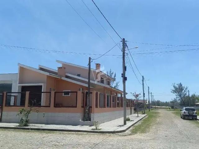 Casa / Sobrado para Venda em Passo de Torres/SC Rota do Sol 4 Quartos