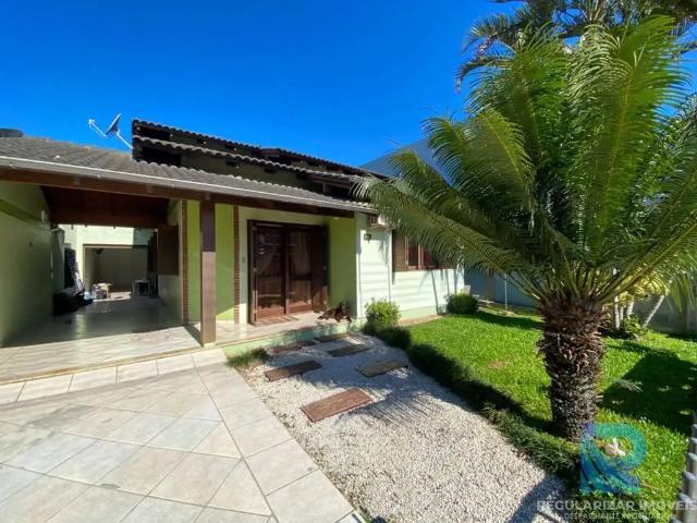 Casa / Sobrado para Venda em Passo de Torres/SC Silveira 3 Quartos