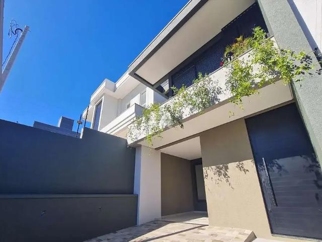 Casa / Sobrado para Venda em Passo Fundo/RS Cidade Nova 4 Quartos