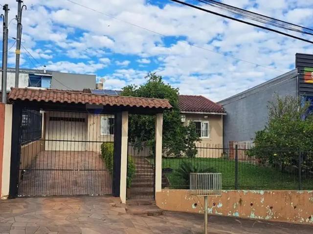 Casa / Sobrado para Venda em Passo Fundo/RS Vila Planaltina 4 Quartos