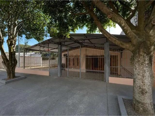 Casa / Sobrado para Venda em Passo Fundo/RS Vila Planaltina 3 Quartos