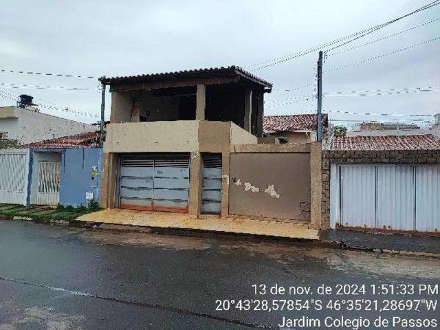 Casa / Sobrado para Venda em Passos/MG Jardim Colégio de Passos 2 Quartos