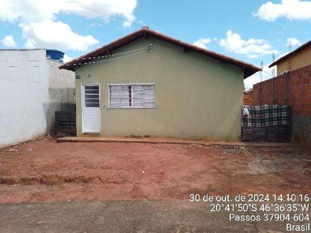 Casa / Sobrado para Venda em Passos/MG Residencial Portal das Palmeiras 2 Quartos