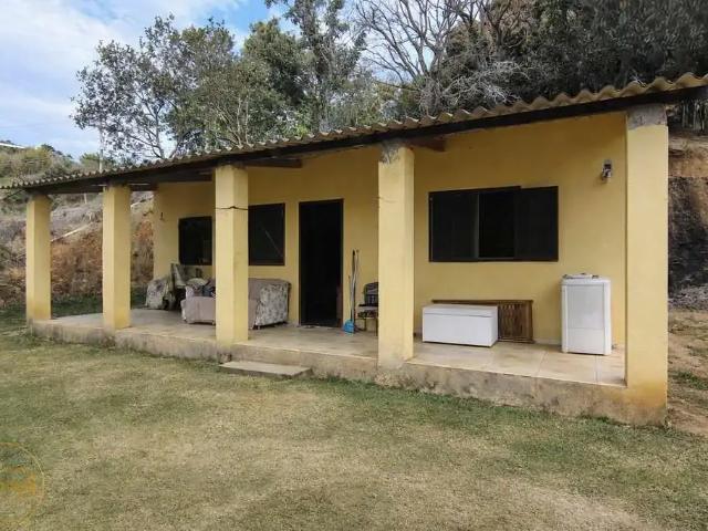 Casa / Sobrado para Venda em Paty do Alferes/RJ Maravilha 2 Quartos