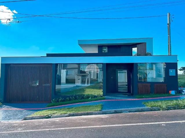 Casa / Sobrado para Venda em Pato Branco/PR Cadorin 3 Quartos