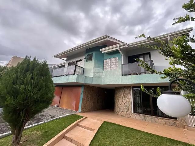 Casa / Sobrado para Venda em Pato Branco/PR Centro 3 Quartos