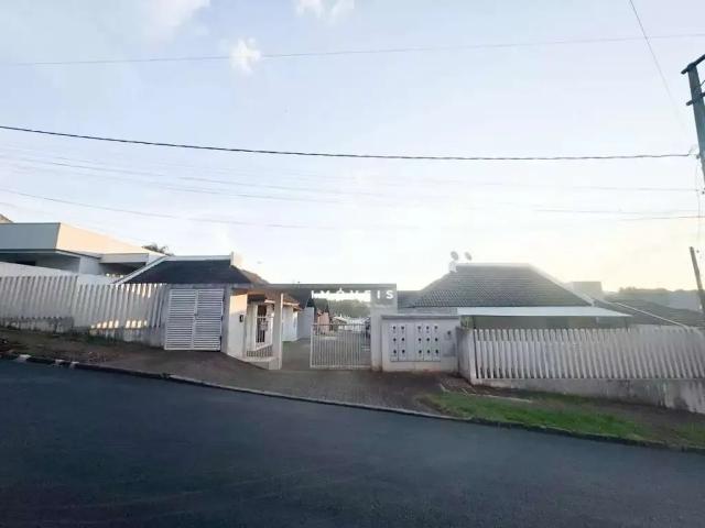 Casa / Sobrado para Venda em Pato Branco/PR Fraron