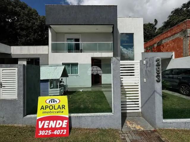 Casa / Sobrado para Venda em Pato Branco/PR Fraron 3 Quartos