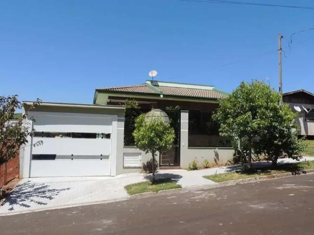 Casa / Sobrado para Venda em Pato Branco/PR Fraron 3 Quartos