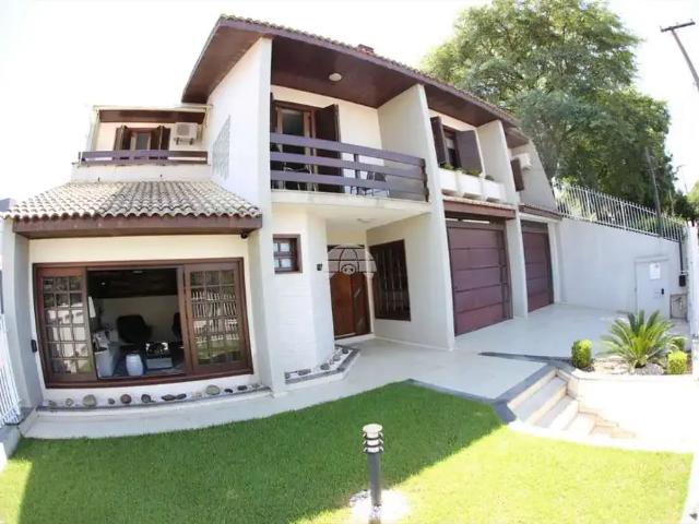 Casa / Sobrado para Venda em Pato Branco/PR La Salle 4 Quartos