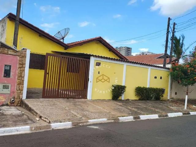 Casa / Sobrado para Venda em Paulínia/SP Alto de Pinheiros 2 Quartos