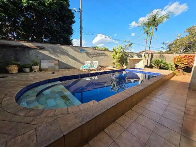 Casa / Sobrado para Venda em Paulínia/SP Jardim America 3 Quartos