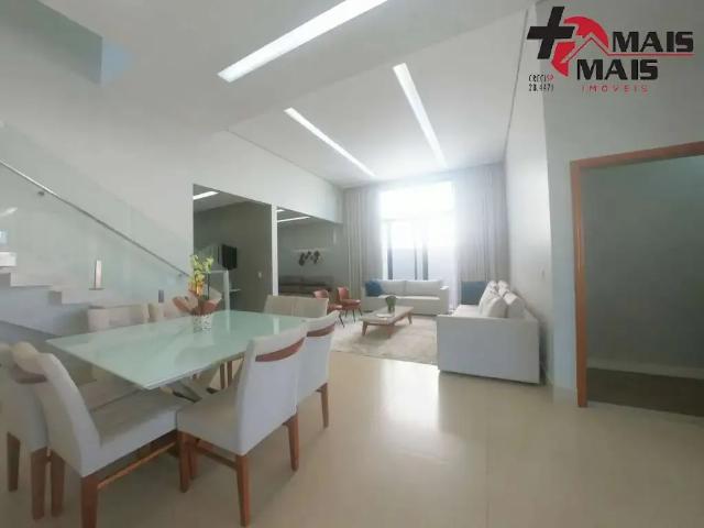 Casa / Sobrado para Venda em Paulínia/SP Jardim America 4 Quartos