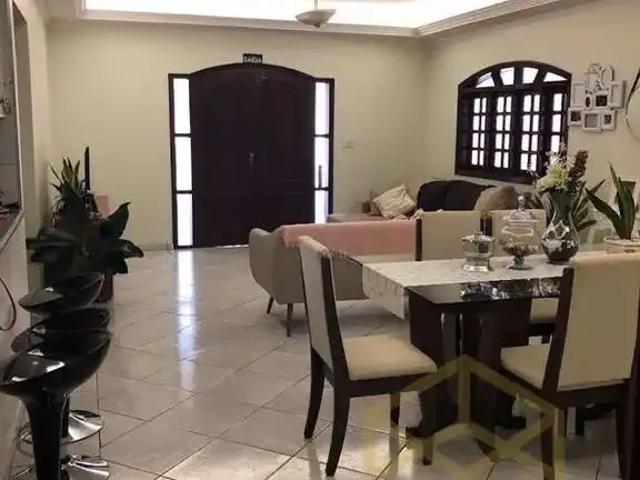 Casa / Sobrado para Venda em Paulínia/SP Jardim dos Calegaris 3 Quartos