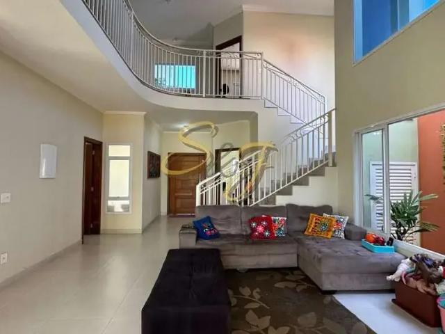 Casa / Sobrado para Venda em Paulínia/SP Parque da Figueira 4 Quartos