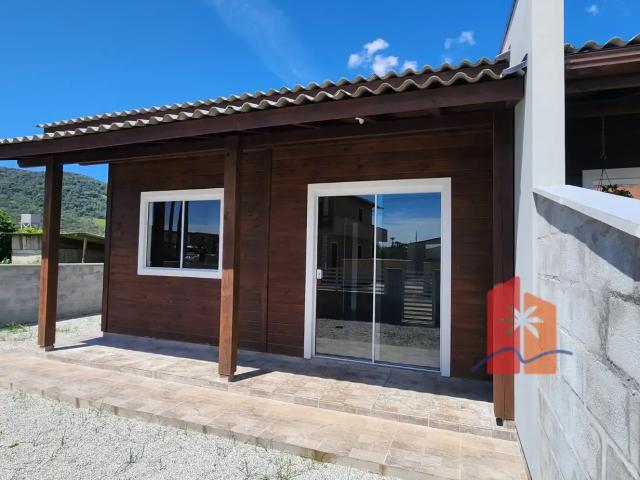 Casa / Sobrado para Venda em Paulo Lopes/SC Areias 2 Quartos