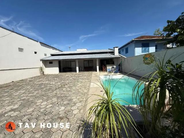 Casa / Sobrado para Venda em Penha/SC Armação 4 Quartos