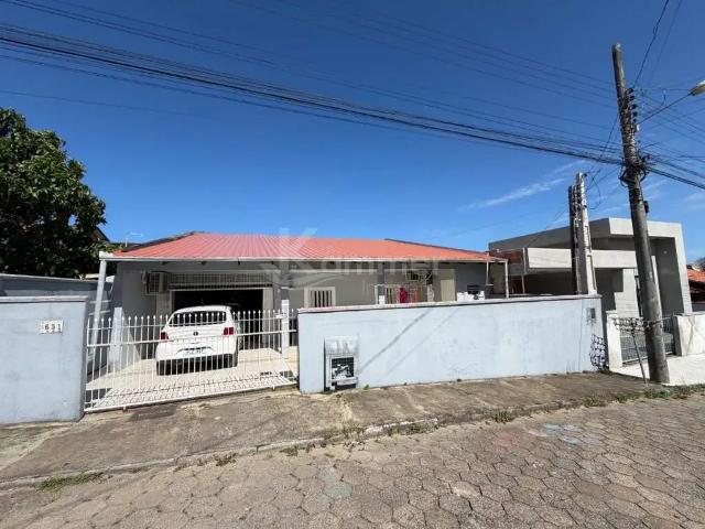 Casa / Sobrado para Venda em Penha/SC Armação 4 Quartos
