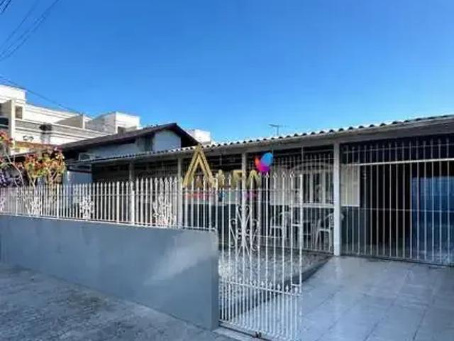 Casa / Sobrado para Venda em Penha/SC Armação 4 Quartos