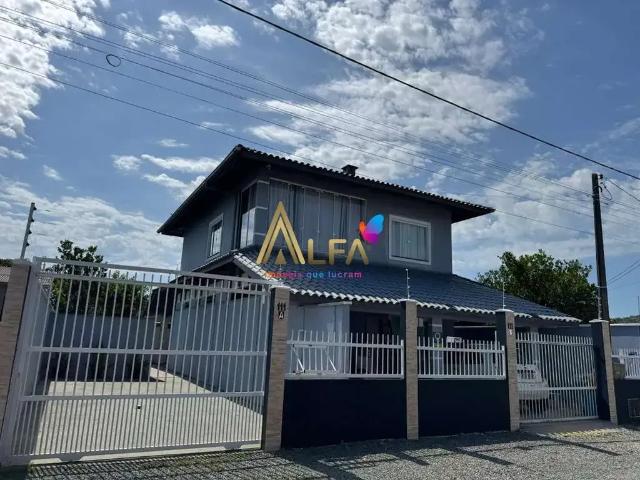 Casa / Sobrado para Venda em Penha/SC Centro 4 Quartos