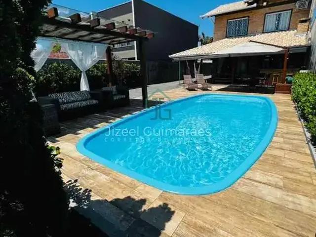 Casa / Sobrado para Venda em Penha/SC Centro 4 Quartos