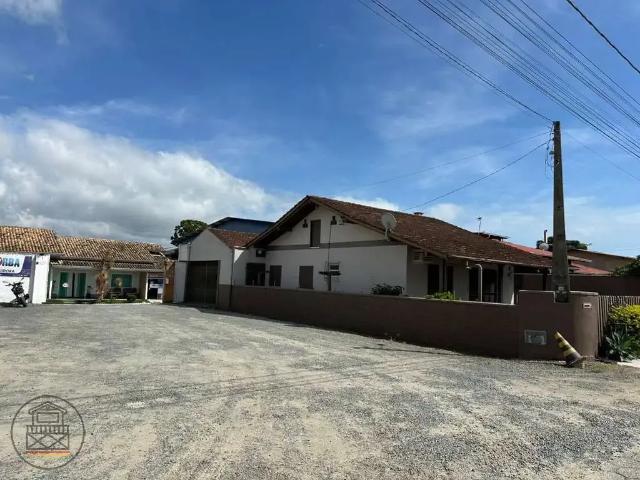 Casa / Sobrado para Venda em Penha/SC Centro 4 Quartos