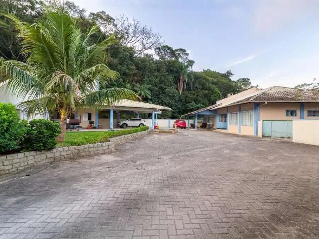 Casa / Sobrado para Venda em Penha/SC Centro 5 Quartos