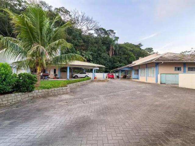 Casa / Sobrado para Venda em Penha/SC Centro 5 Quartos