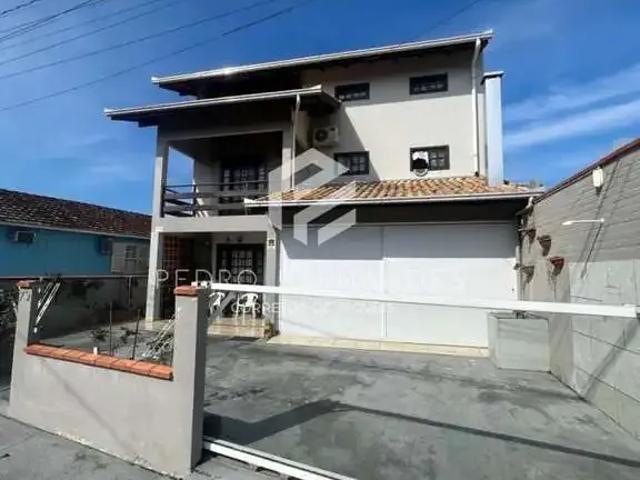 Casa / Sobrado para Venda em Penha/SC Centro 5 Quartos